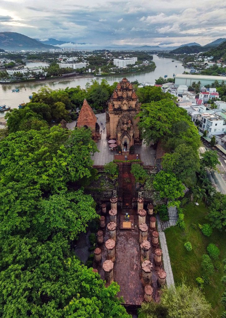 Cham Empire - capturevn.com